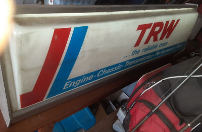 VINTAGE TRW AUTO PARTS SERVICE STATION LIGHTED CATOLOG COUNTERTOP ...