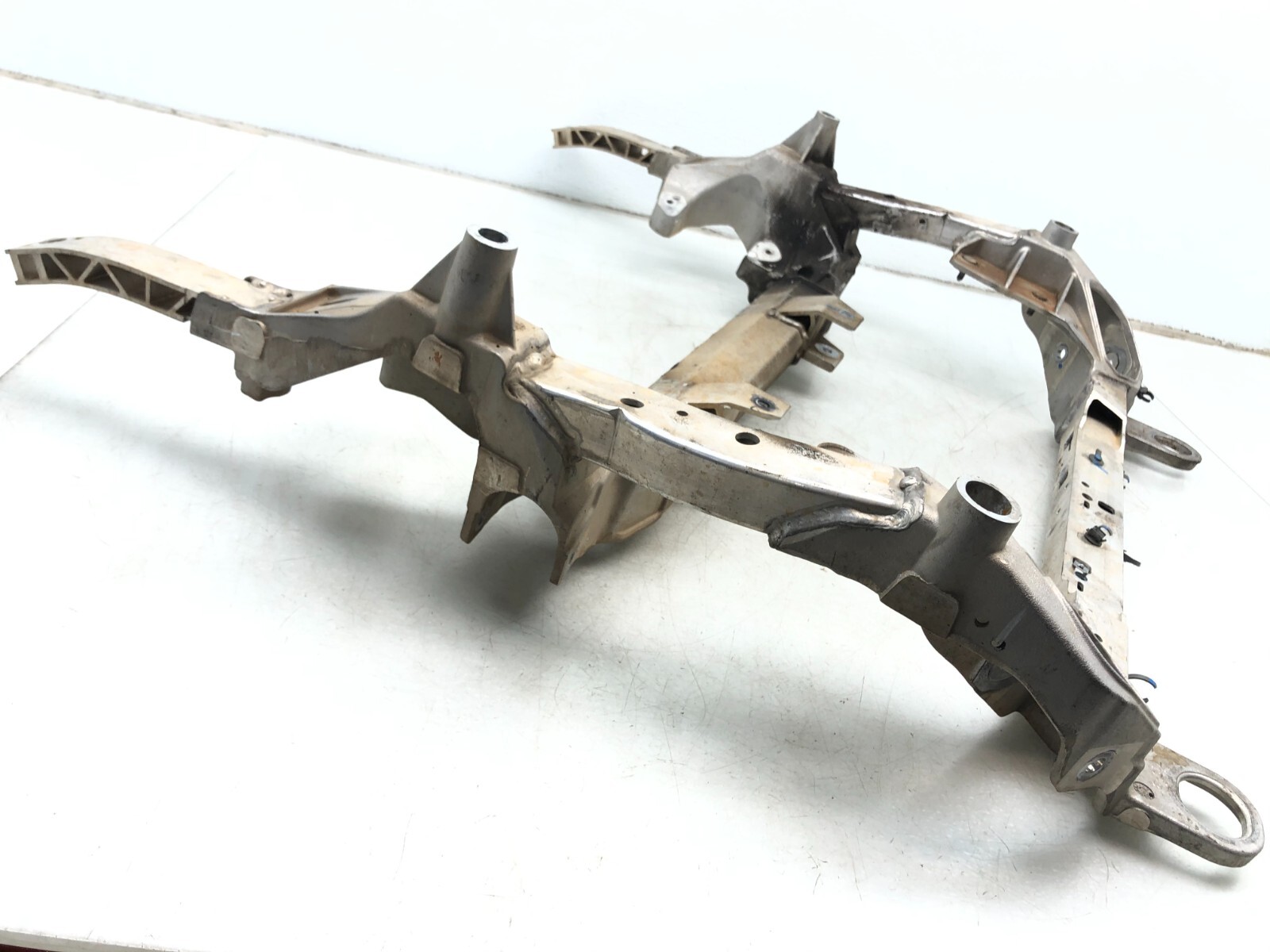 2014-2019 CADILLAC CTS RWD FRONT SUSPENSION SUBFRAME CRADLE CROSSMEMBER ...