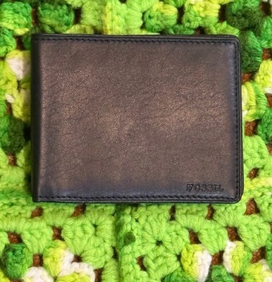 Fossil Men's Bifold Black Leather Wallet Designer Casual | eBay