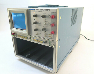 Oscilloscopes - Tektronix 7904 Oscilloscope