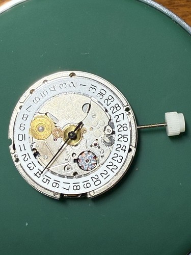 ETA Movement 205911 Swiss Made 205.911 Hybrid Kinetic - RUNS ...