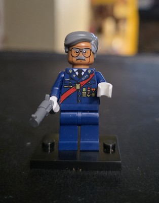 LEGO Commissioner Gordon Minifigure Red Sash sh326 Super Heroes | eBay