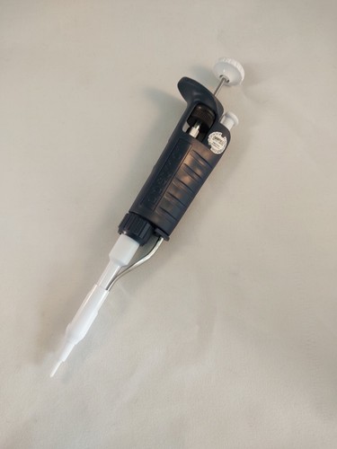 Gilson Pipetman P10 Pipette Einkanal 1-10 µL metal ejector P 10 pipet ...