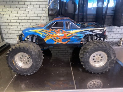 Team Associated MGT Monster Truck Nitro RC Remote Control 1/8 Scale ...