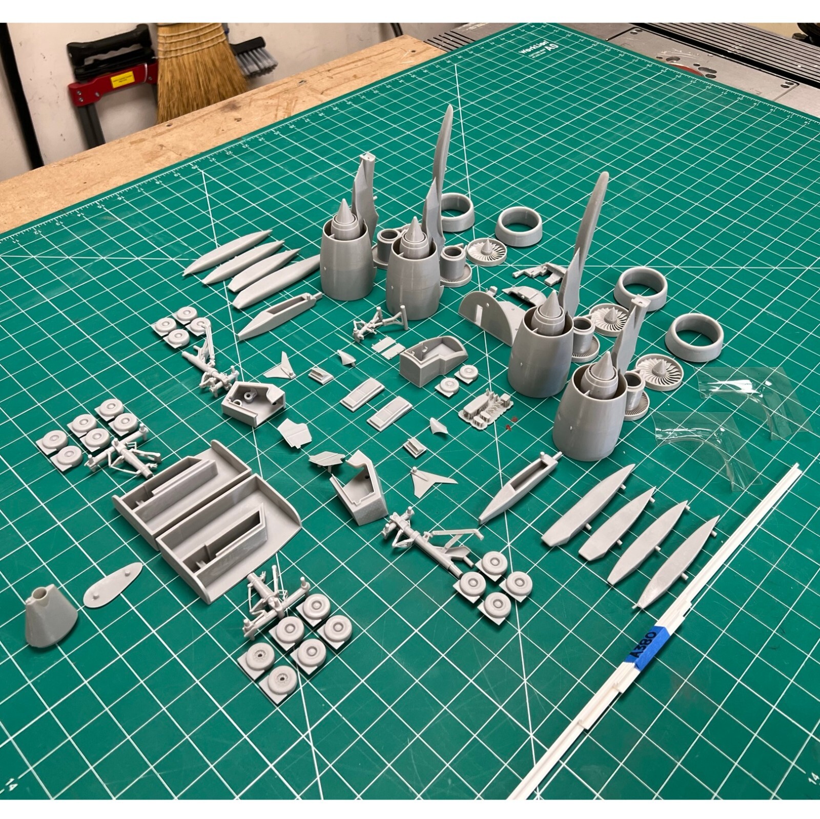 Titan Model Kits 1:72 A380 Scale Model Kit | eBay