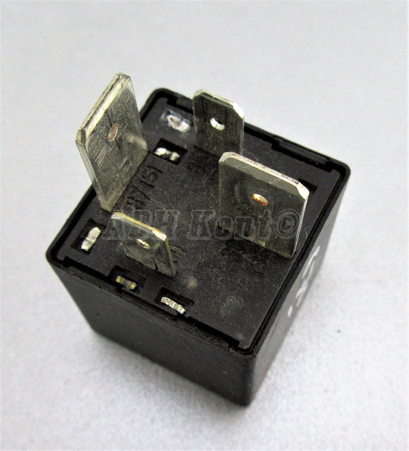 670-Fiat Alfa Lancia /2009-2017 4-Pin Black Relay 1/11302/87 Omron ...