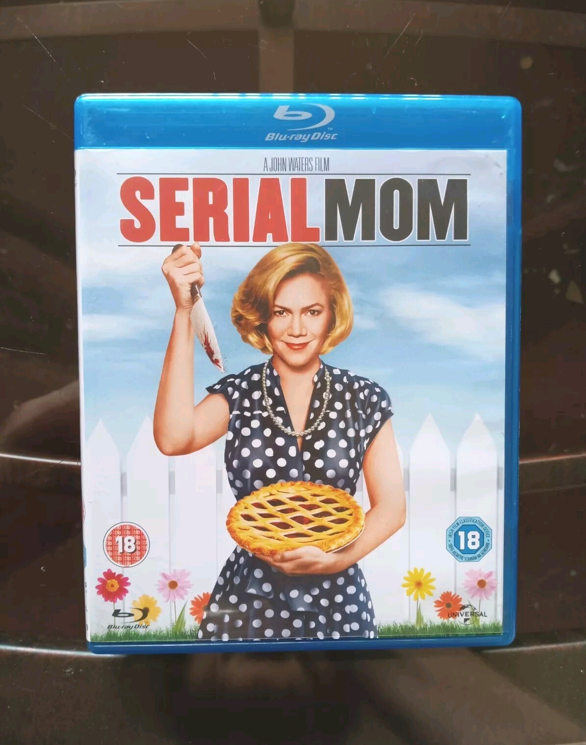 Serial Mom (Blu-ray/DVD, 1994) Region B/1 - Matthew Lillard, John ...
