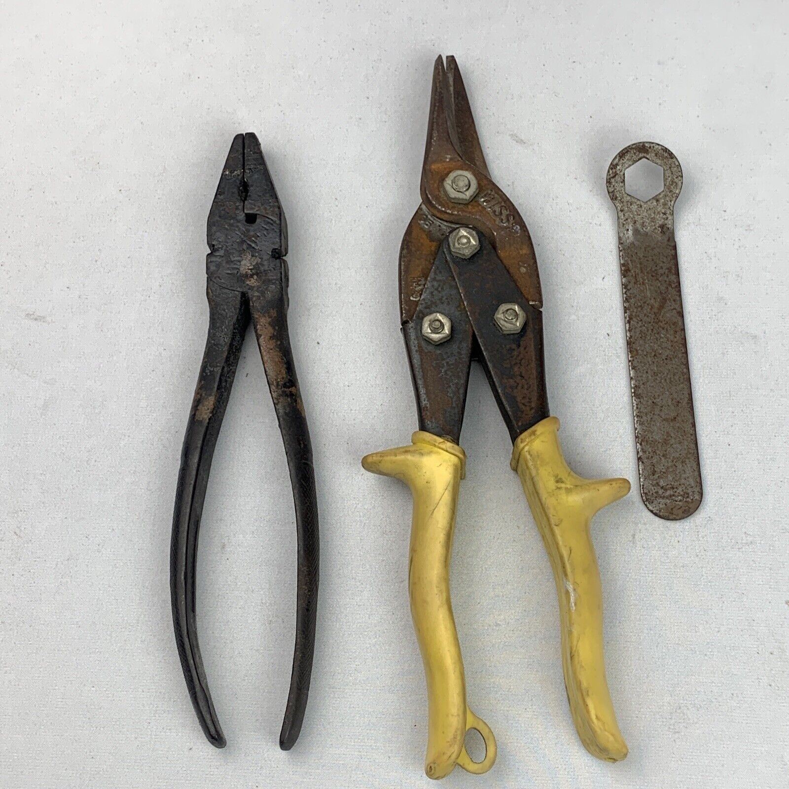 Vintage Antique Kraeuter Lineman Pliers 9” & WISS TIN SNIPS CUTTERS M3 ...
