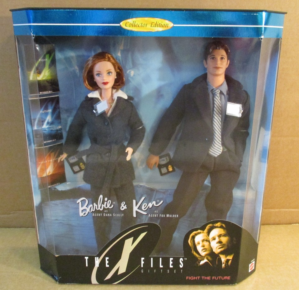 The X-Files Gift Set Barbie Agent Dana Scully Ken Doll Fox Mulder Fight ...