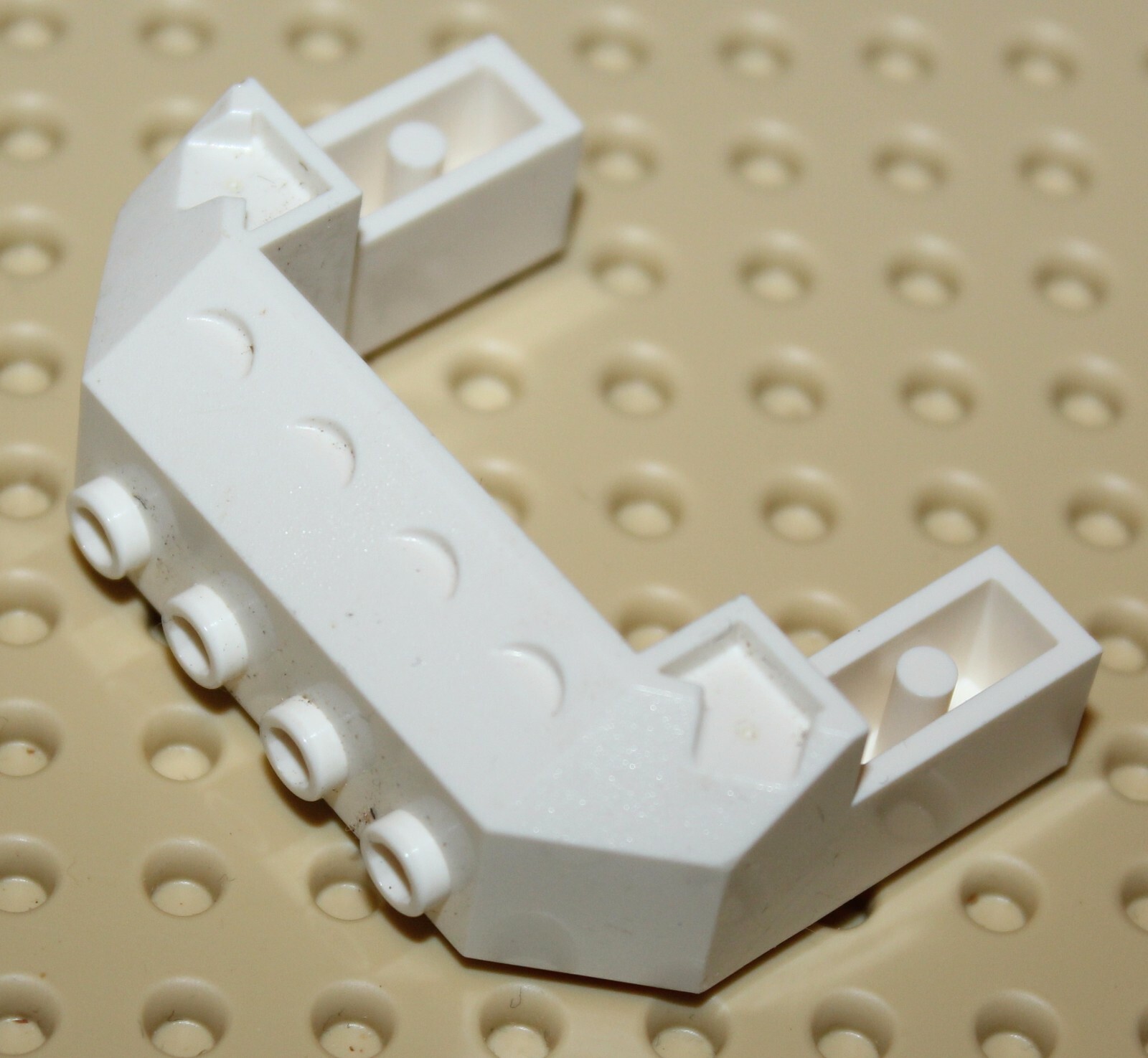 Lego White Train Front Sloping Base with 4 Studs ref 87619 set 70709 ...