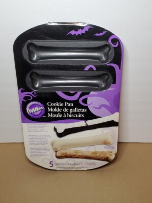 Wilton 5 Cavity Dog Bone Shape Cookie Cake Pan #2105-0260 Non-Stick ...