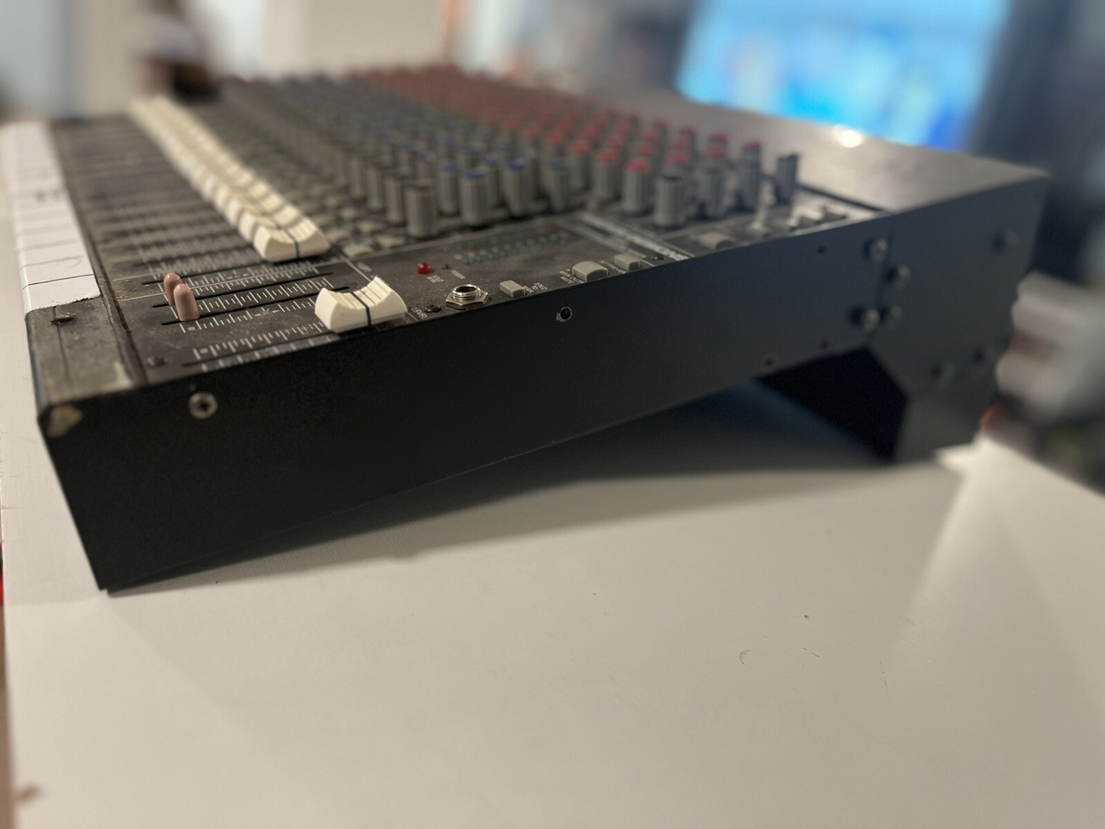 Mackie Designs CR-1604 16 Channel Mixer With XLR-10 Mic Input Extender ...