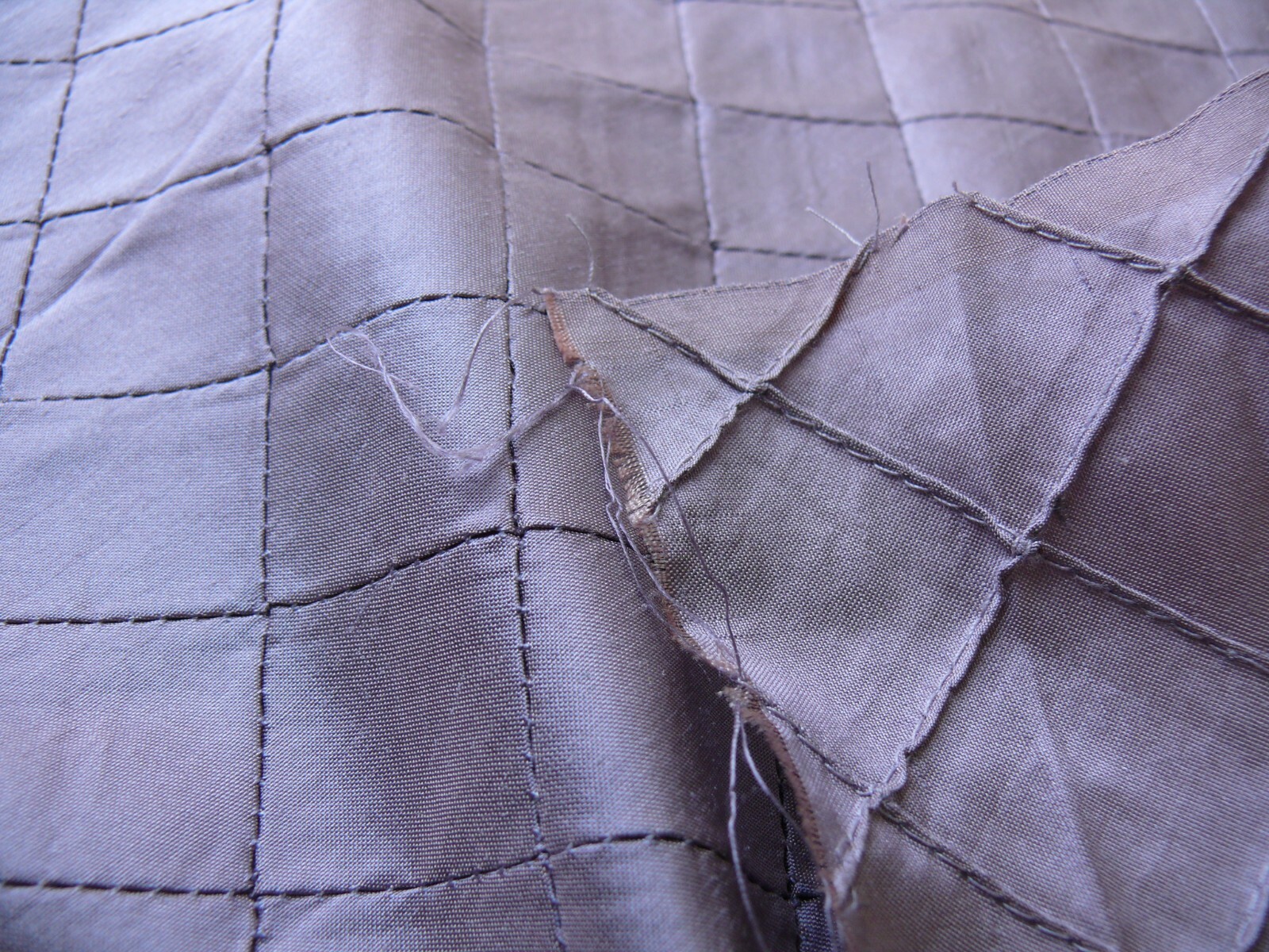BY YD KRAVET DESIGNER 100%SILK PIN-TUCK LAVENDER LITE PURPLE LATTICE ...