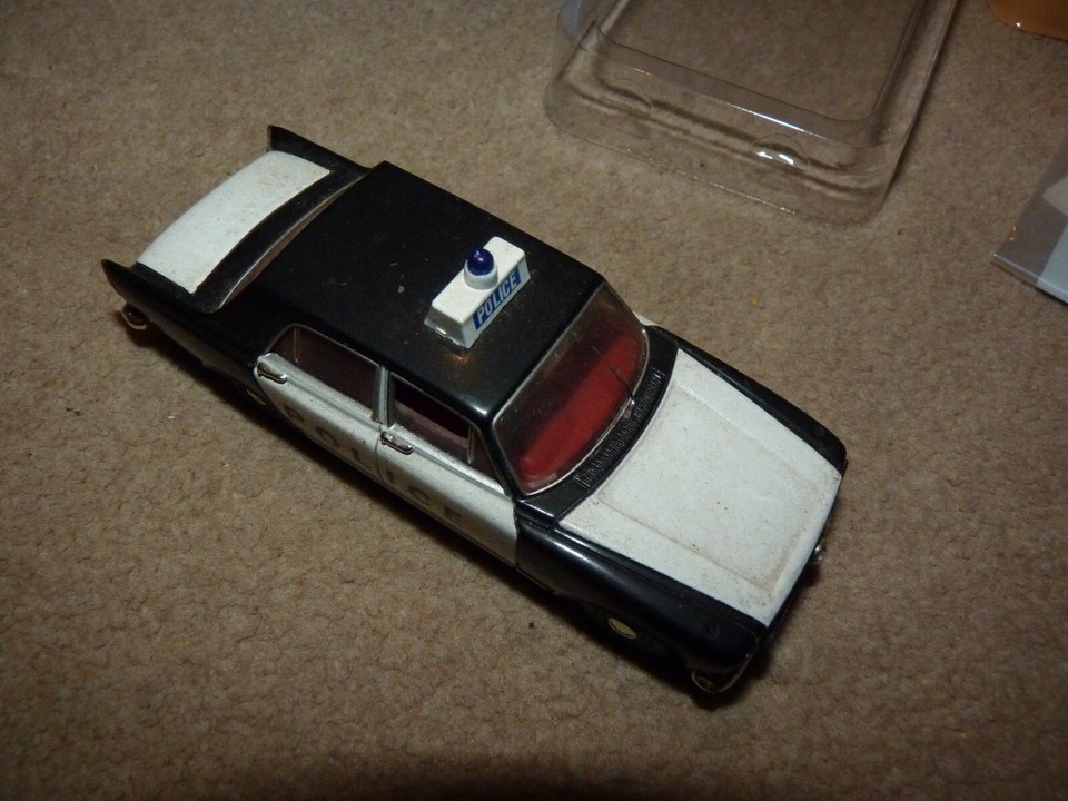 Vanguards VA46000Ford Zephyr MK6 III in West Riding Police Livery - MIB ...
