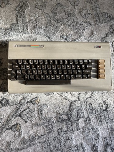 VINTAGE COMMODORE 64 COMPUTER UNTESTED excellent condition! | eBay