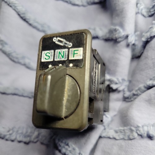 Nissan 300ZX Z31 Shock Adjustment Switch | eBay