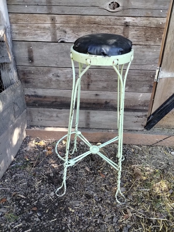 Antique Metal Plant Stand Ice Cream Parlor Stool Twisted Iron Paint ...