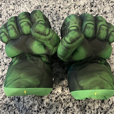 2008 Incredible Hulk Smash Fists Hands Pair *NO SOUND* Marvel Avengers ...