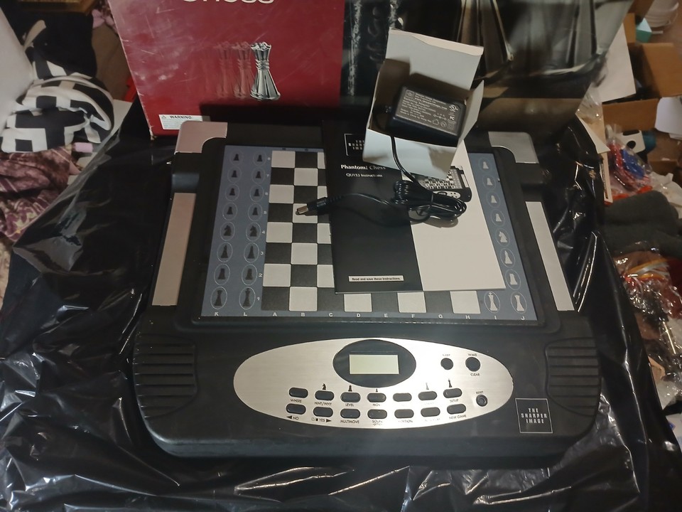 Sharper Image Phantom Chess Set Computer Self Moving Robotic Board ...