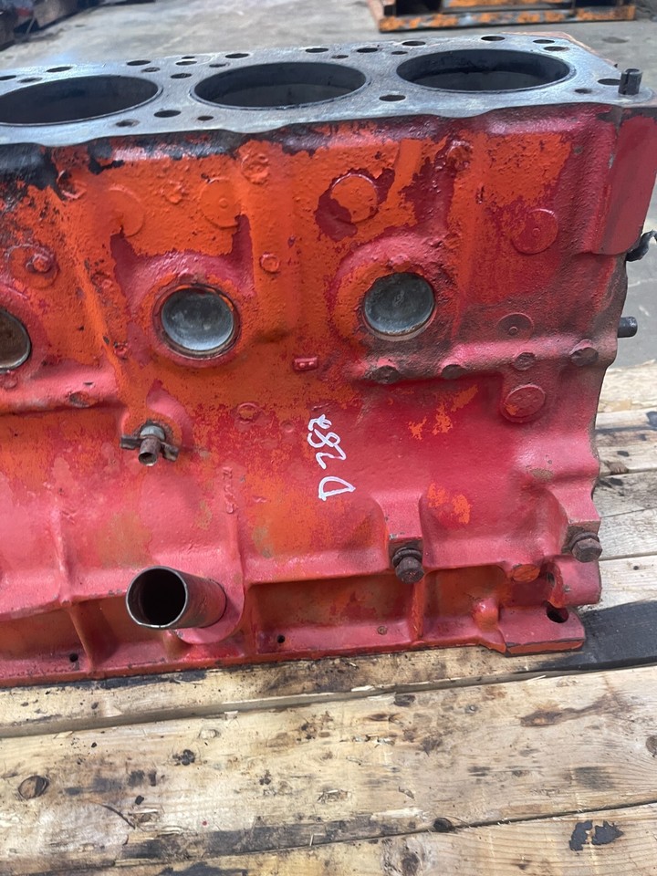 International IH D282 Engine Block 607488C2 | eBay