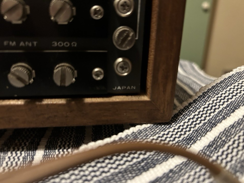 Vintage Realistic STA-65B AM/FM, Made In Japan! Please read, turns on ...