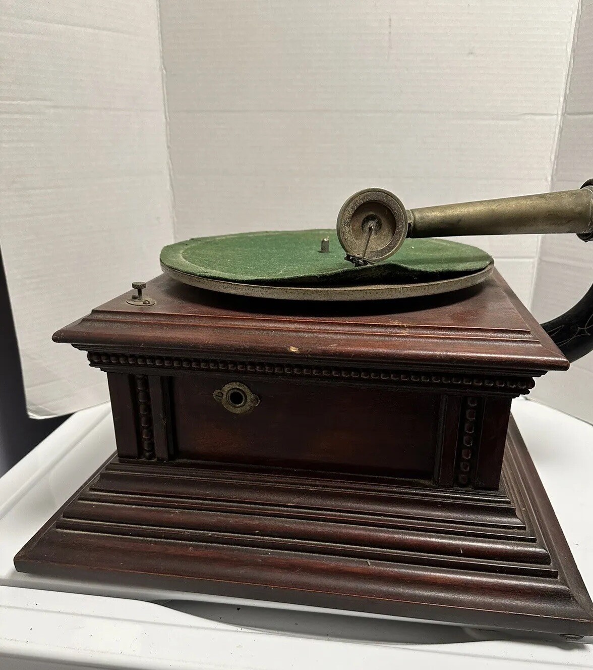 Antique ZONOPHONE Wood Horn PHONOGRAPH TURNTABLE Record Player Victor ...