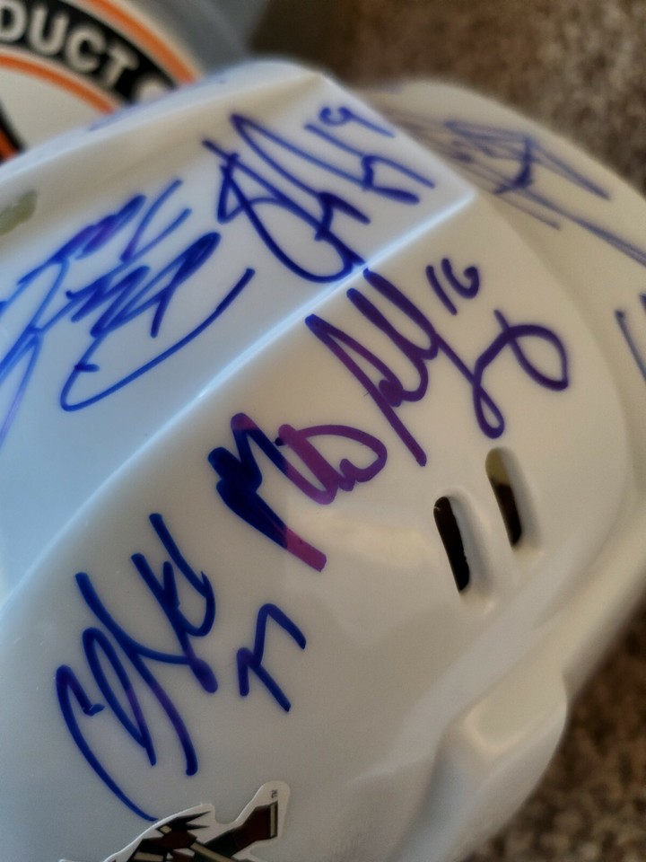 Phoenix Coyotes Team signed NHL mini helmet 16 Signatures 2003 season ...