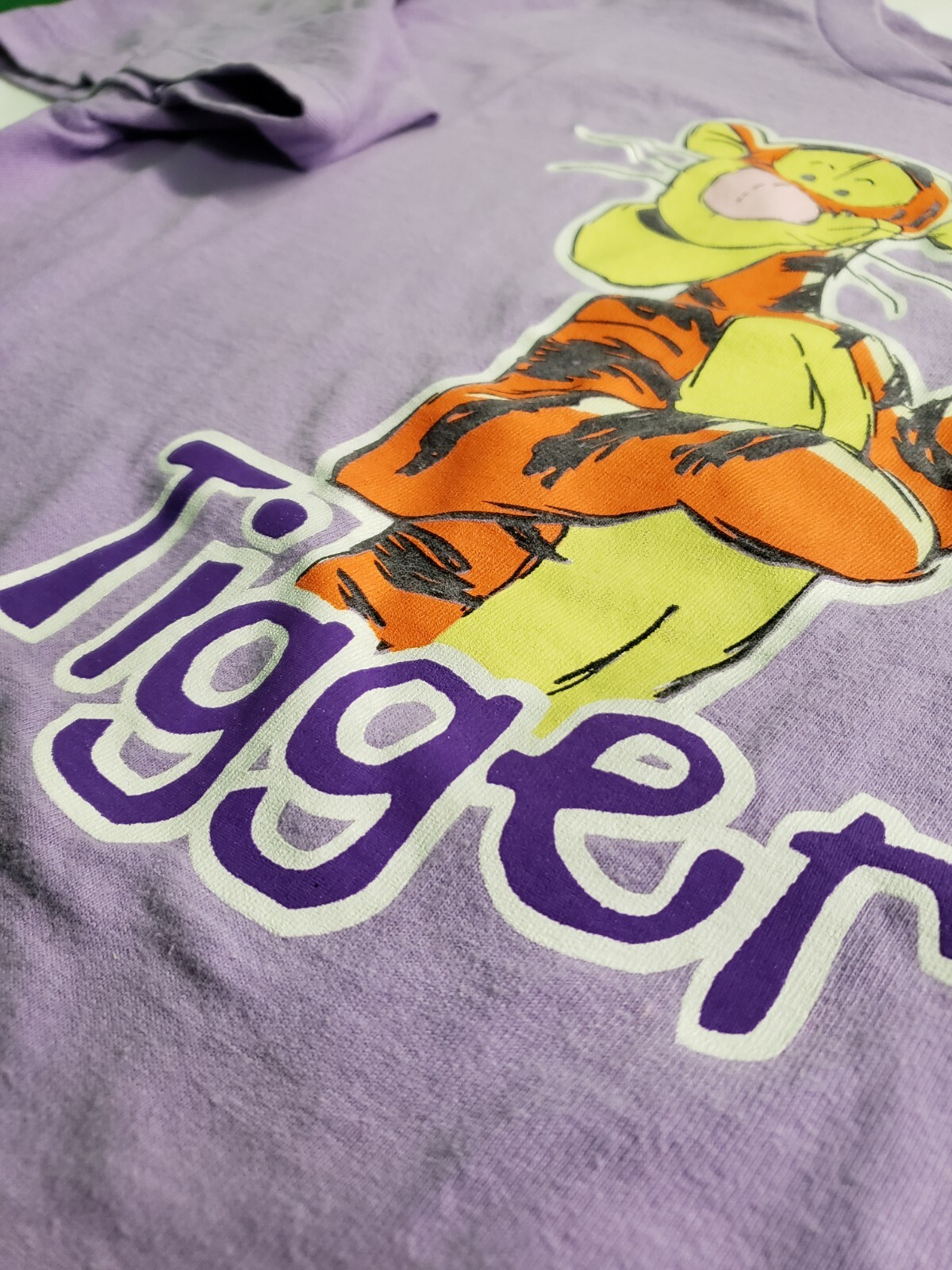 Vintage Early 2000s Tigger Purple T Shirt from Disney… - Gem