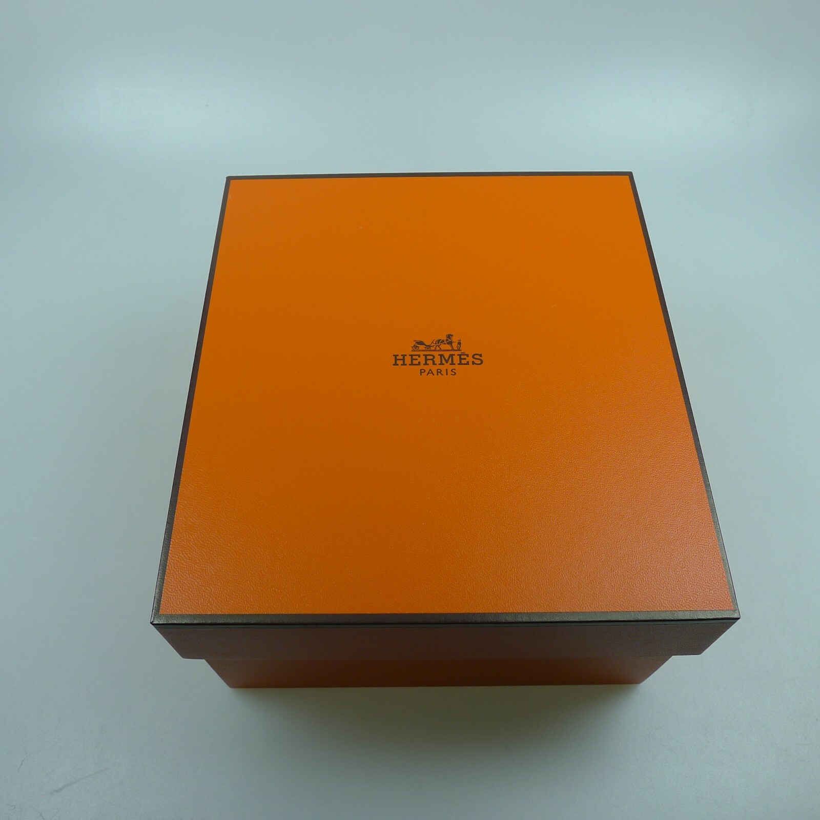 Hermes Wood / Leatherette Belt Watch Box w/ Jewelry Roll holds 5 straps ...