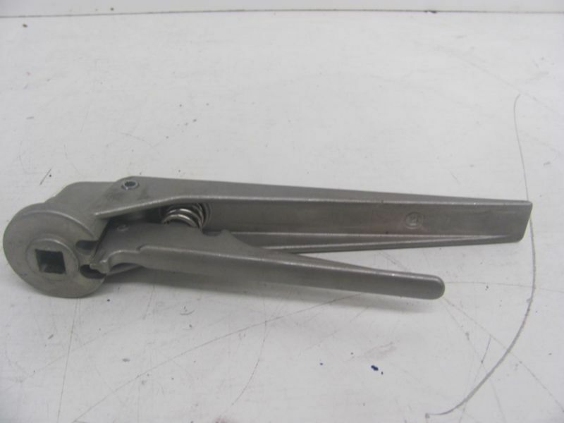 Keystone Valve Handle 3/8" Socket | eBay