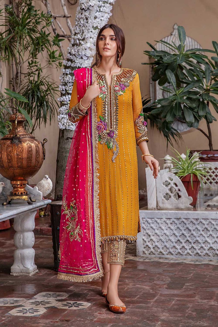 Pakistani latest Designer Dress Eid 2023. Khuda Baksh shalwar qameez ...