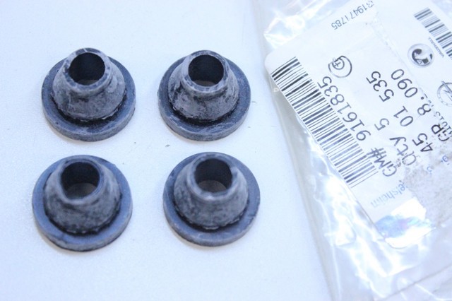 4x ORIGINAL OPEL Movano Vivaro Motorhaube Halter Stütze Gummi 9161835 ...