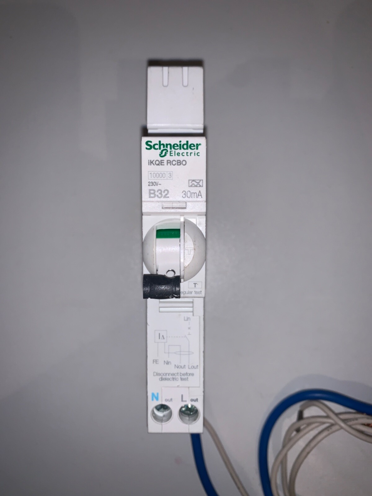 Schneider iKQE SQOR iKQ KQE RCBO 6a 10a 16a 20a 32a 40a 45a Type B C ...