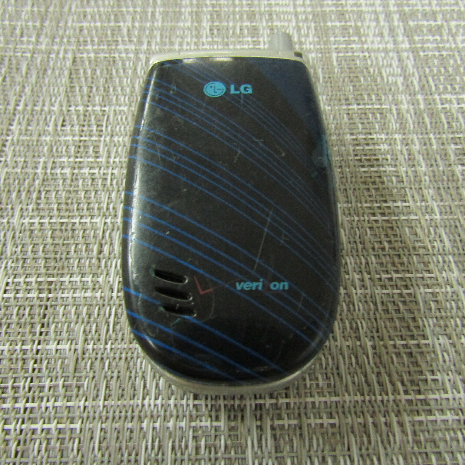 LG VX3300 - (VERIZON WIRELESS) CLEAN ESN, UNTESTED, PLEASE READ!! 28984 ...