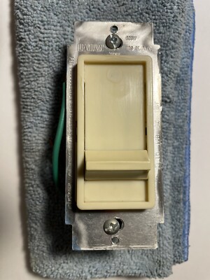 LEVITON DECORA 6631-LA SLIDE DIMMER 150W INCANDESCENT SINGLE POLE LIGHT ...