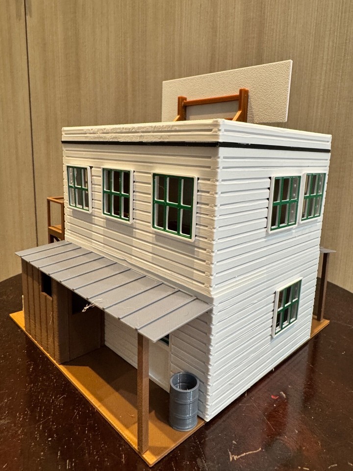 O Scale “Hotel” w/ Accessories | eBay