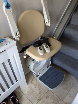 Handicare stair lift m 950 cream,left good condition an good working ...