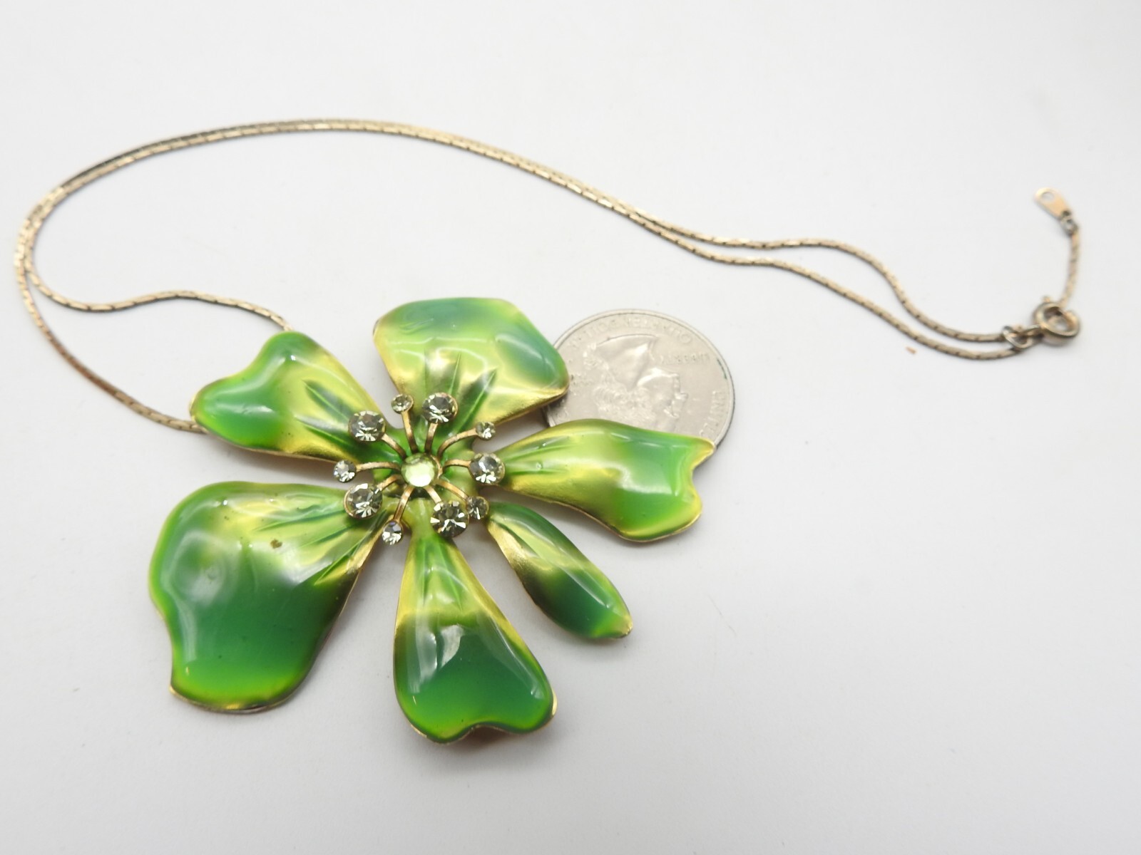 Green Enamel Clear Rhinestone Gold Tone Metal Flower Pendant Necklace