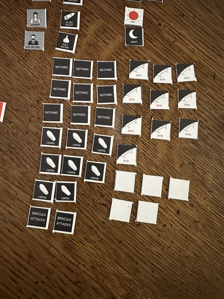 Vintage 1980 Vampyre TSR Minigame Series Dracula Themed Vampire Hunt ...