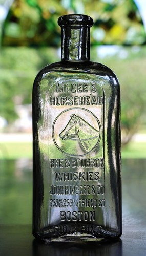 ANTIQUE PICTORIAL McGEE'S HORSEHEAD RYE & BOURBON WHISKIES BOTTLE ...