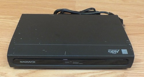 Magnavox (TB100MW9) DTV Digital To Analog Converter Box | 480i | Built ...