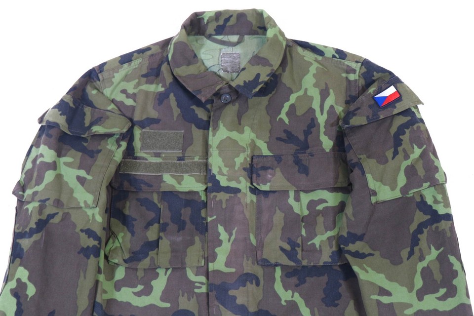 Large - Czech Army M95 Woodland Camo Combat Field Jacket Military ...