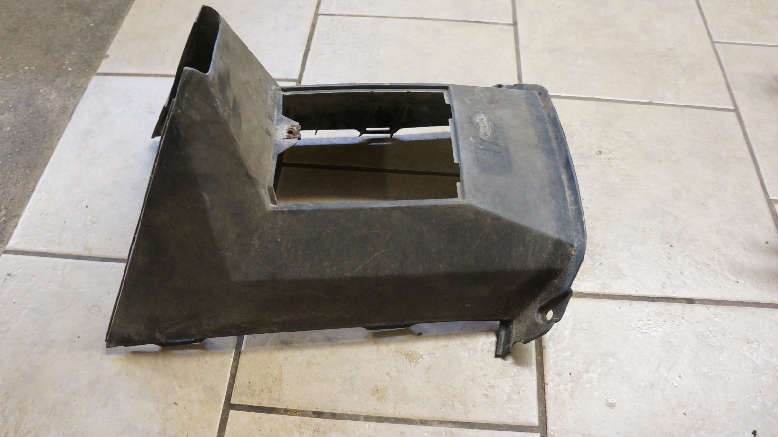 84 85 HONDA ELITE CH125 CH150 CENTER ENGINE PLASTIC COVER OEM FC346 | eBay