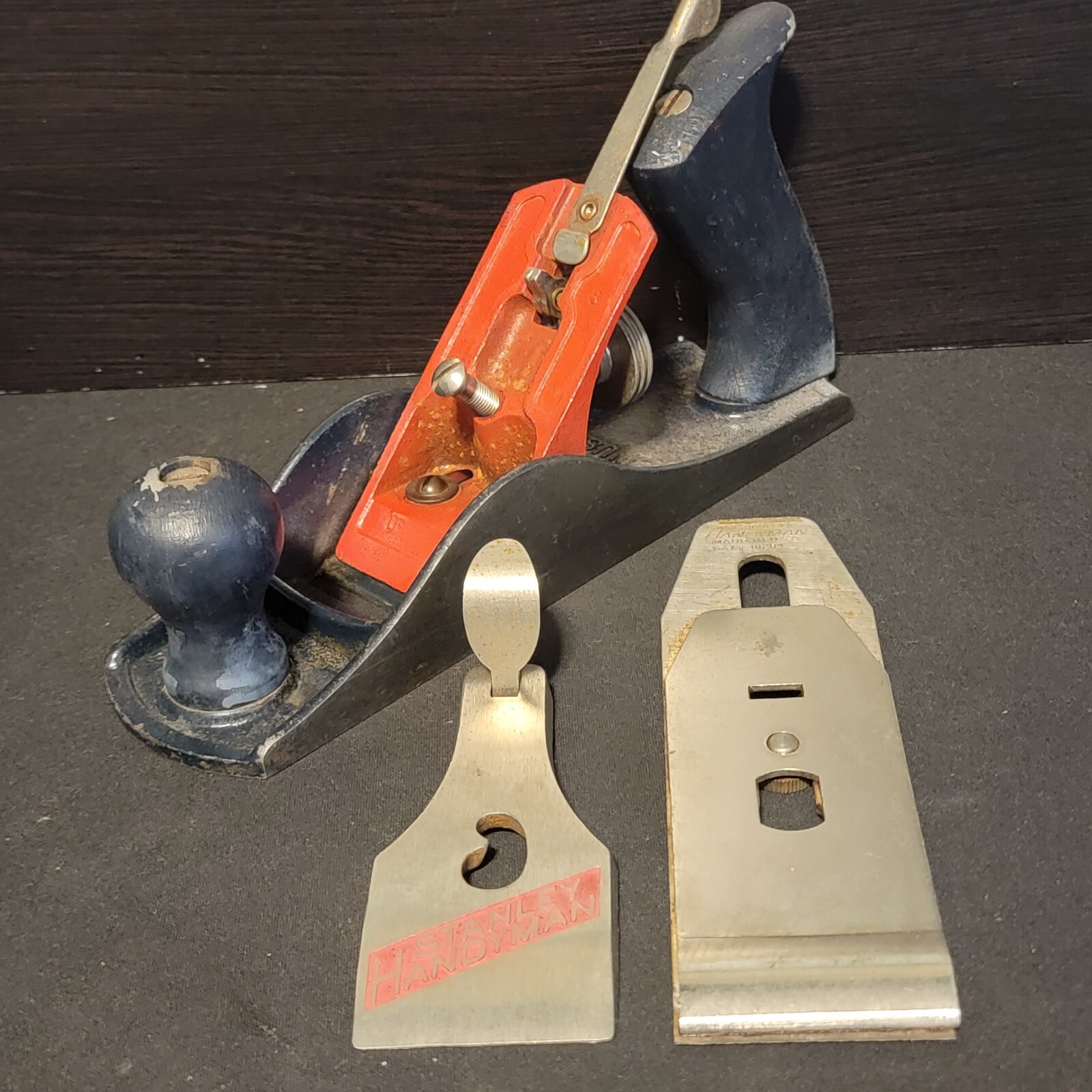 Vintage 9 3/4 inch Stanley Handyman wood plane No. H1204 Carpenter Tool ...