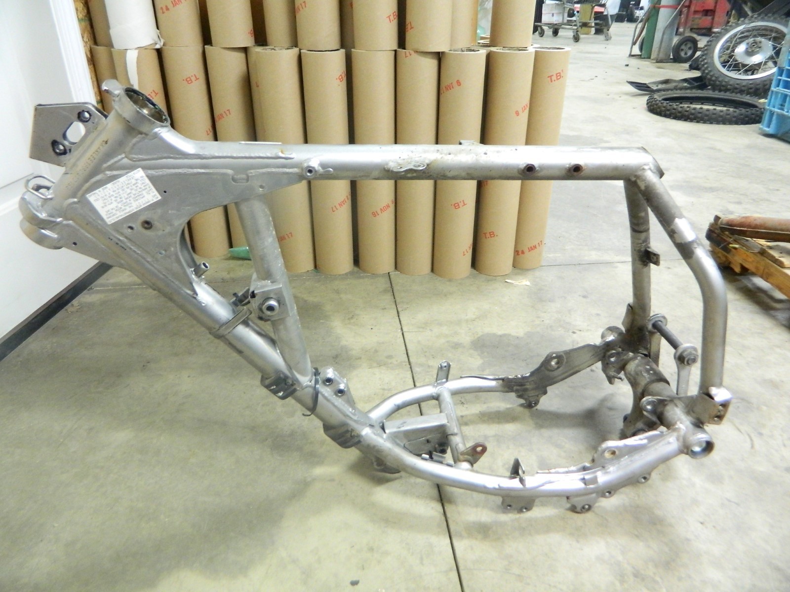 08 Kawasaki KL KLR 650 KL650 E KLR650 frame chassis | eBay