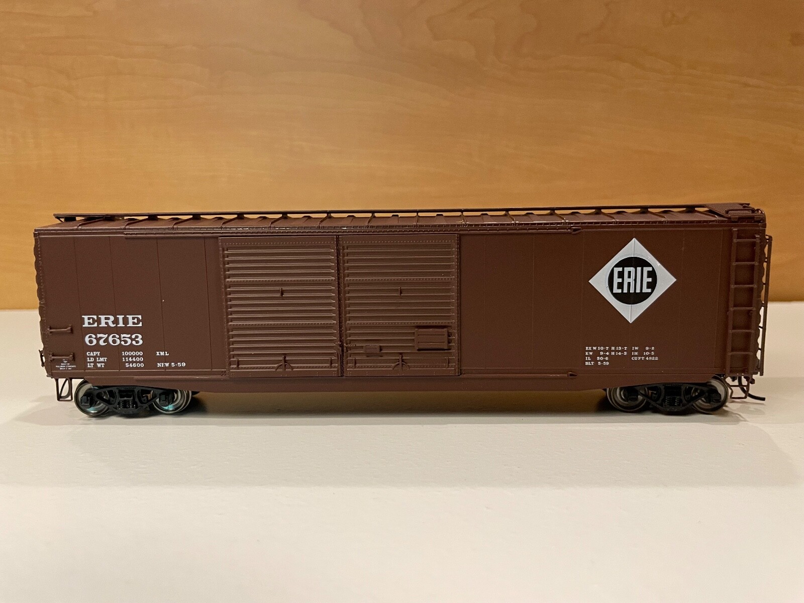190 - HO Scale InterMountain Erie Box Car #45609-12 | eBay