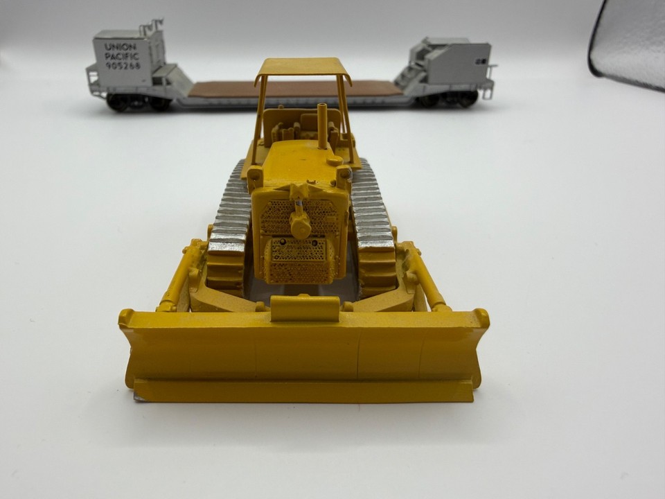 Overland Models OMI-3150 D8 Bulldozer W/Wide Blade, Yellow 1:87 HO ...