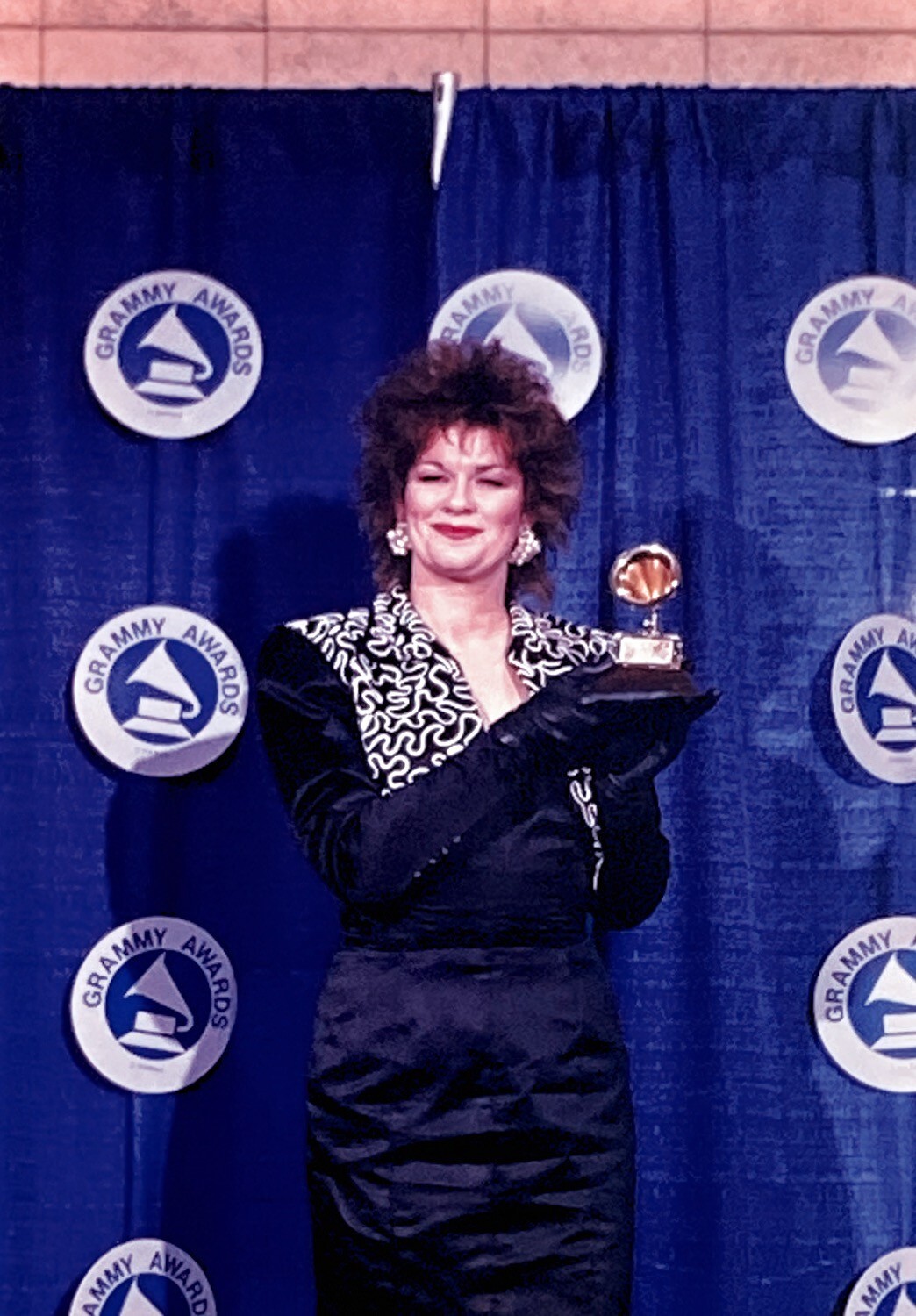 OA50-052 1988 Grammys Country Singer KT Oslin Oscar Abolafia 35mm COLOR ...