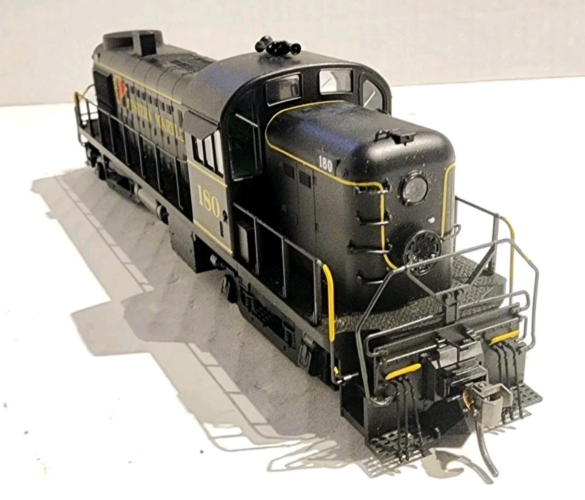 Kato HO Scale Alco RS-2 Diesel Western Maryland #180 | eBay