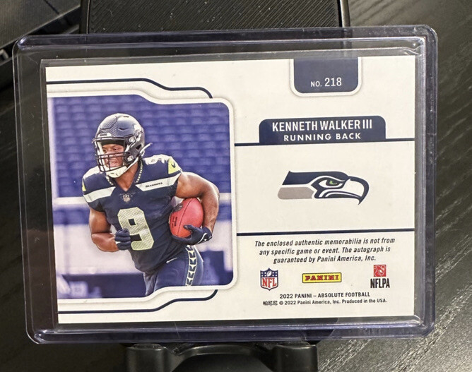 2022 Absolute Kenneth Walker III Rookie Premiere Jersey Patch Auto /99 ...